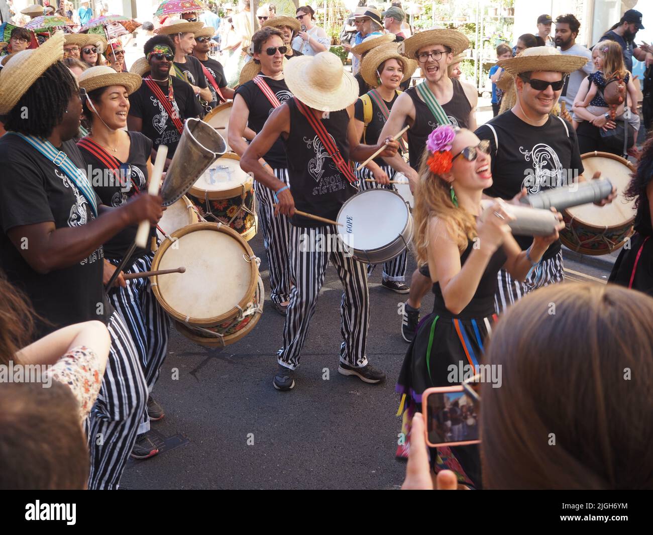 Percussion band hi-res stock photography and images - Alamy