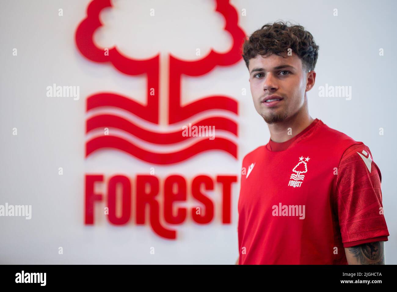 Neco Williams signs for Nottingham Forest on a permanent transfer Stock ...