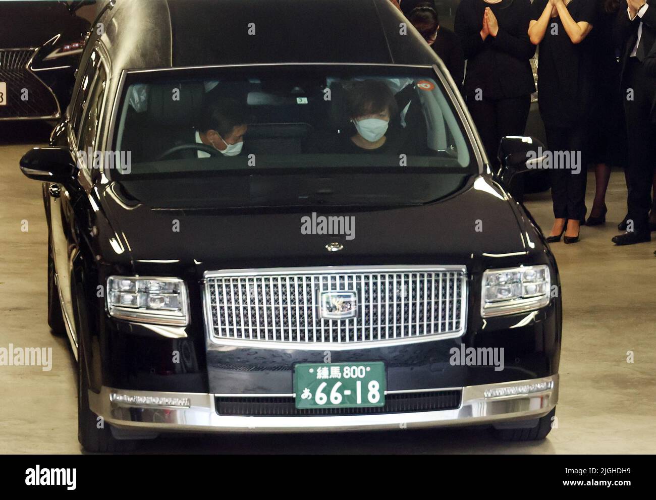 Tokyo, Japan. 11th July, 2022. A hearse carrying body of former ...