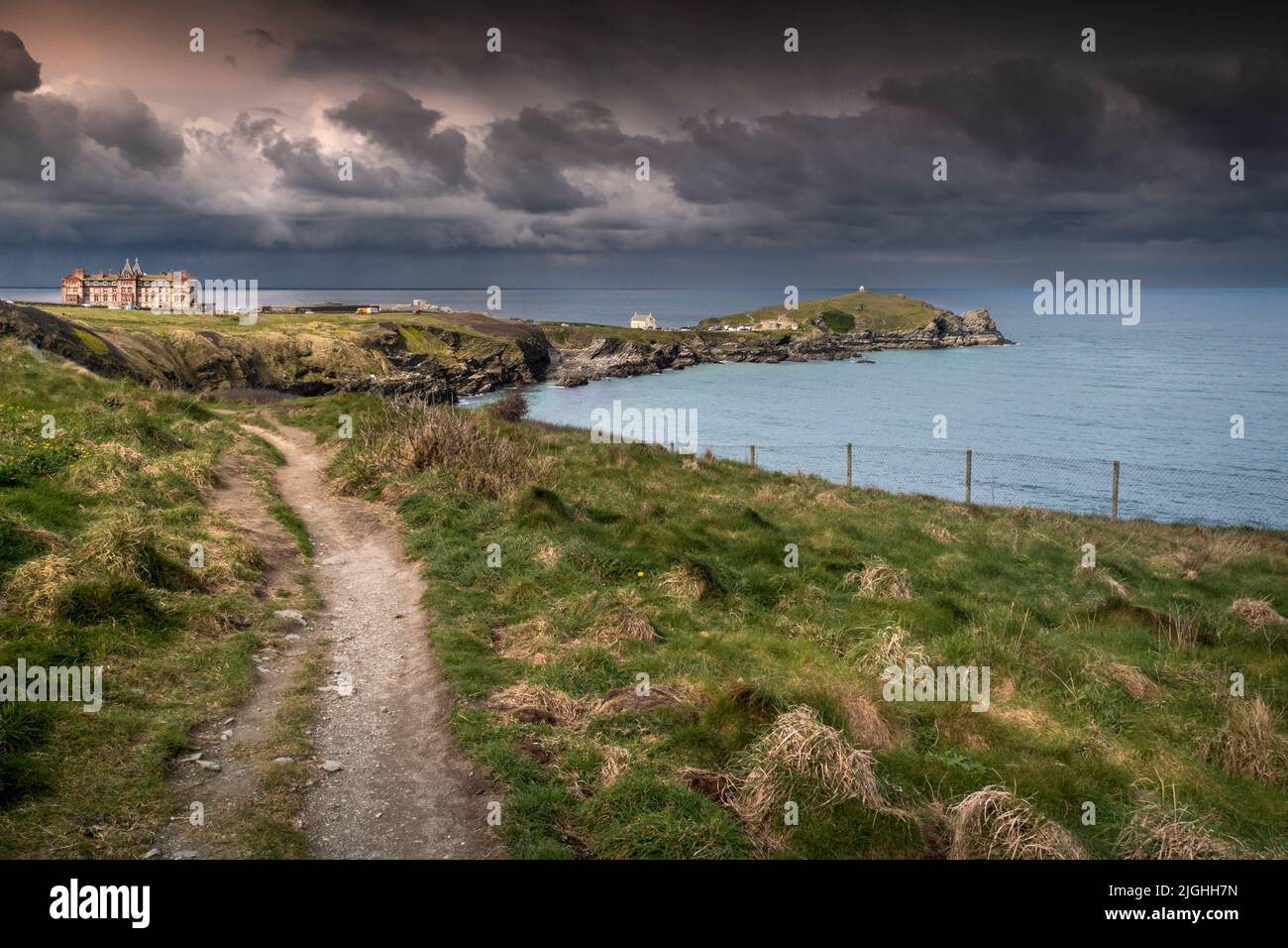 The coastal path to Towan Head on the North Cornwall coast in the UK ...