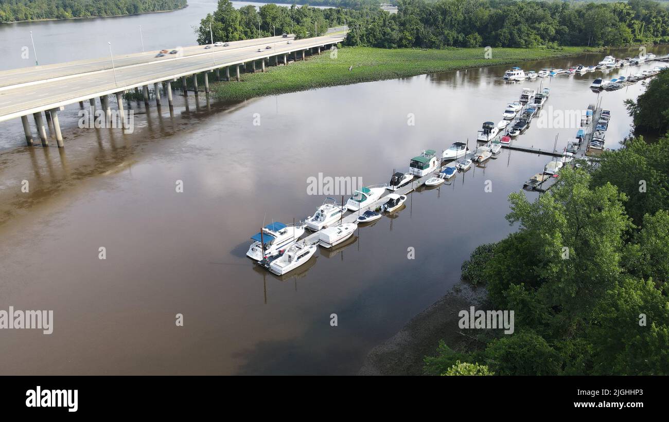 Interstate Highway adjacent to boat docks Stock Photo - Alamy