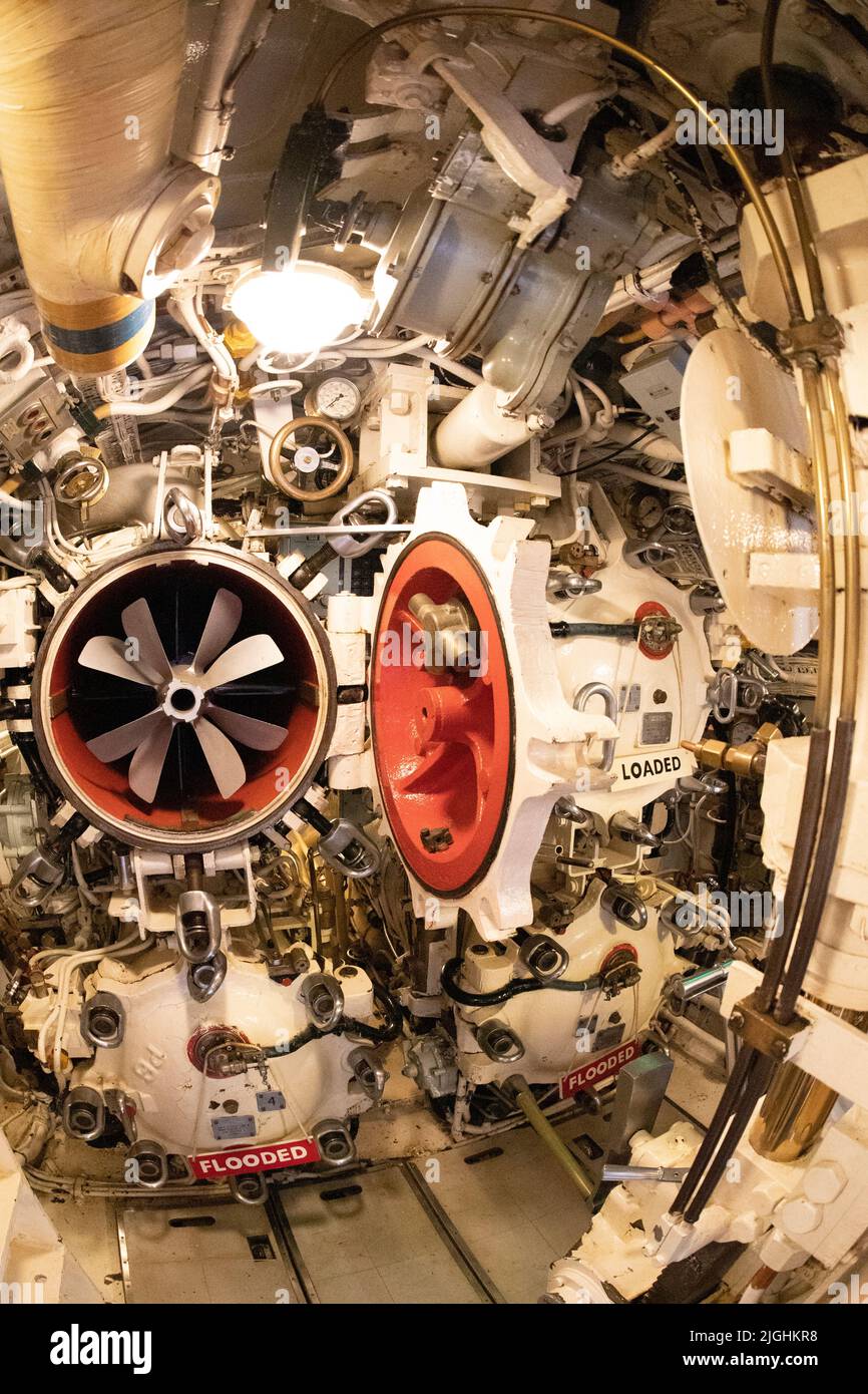 Hms dolphin submarine hi-res stock photography and images - Alamy