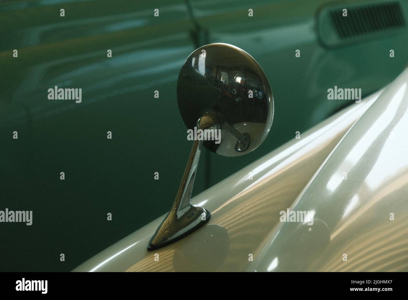 Classic car driving simulation hi-res stock photography and images - Alamy