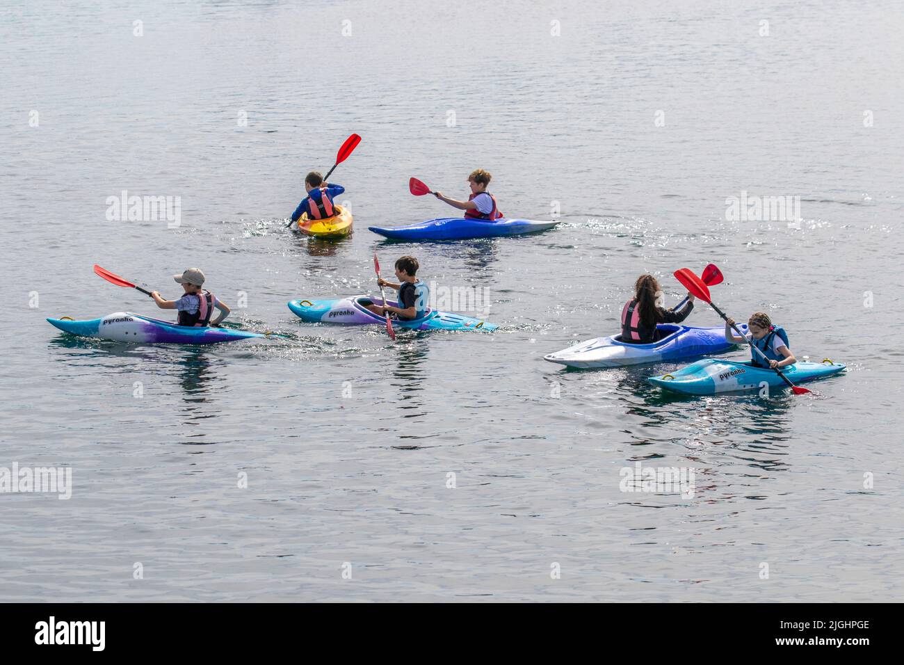 Kids learn canoe hi-res stock photography and images - Alamy