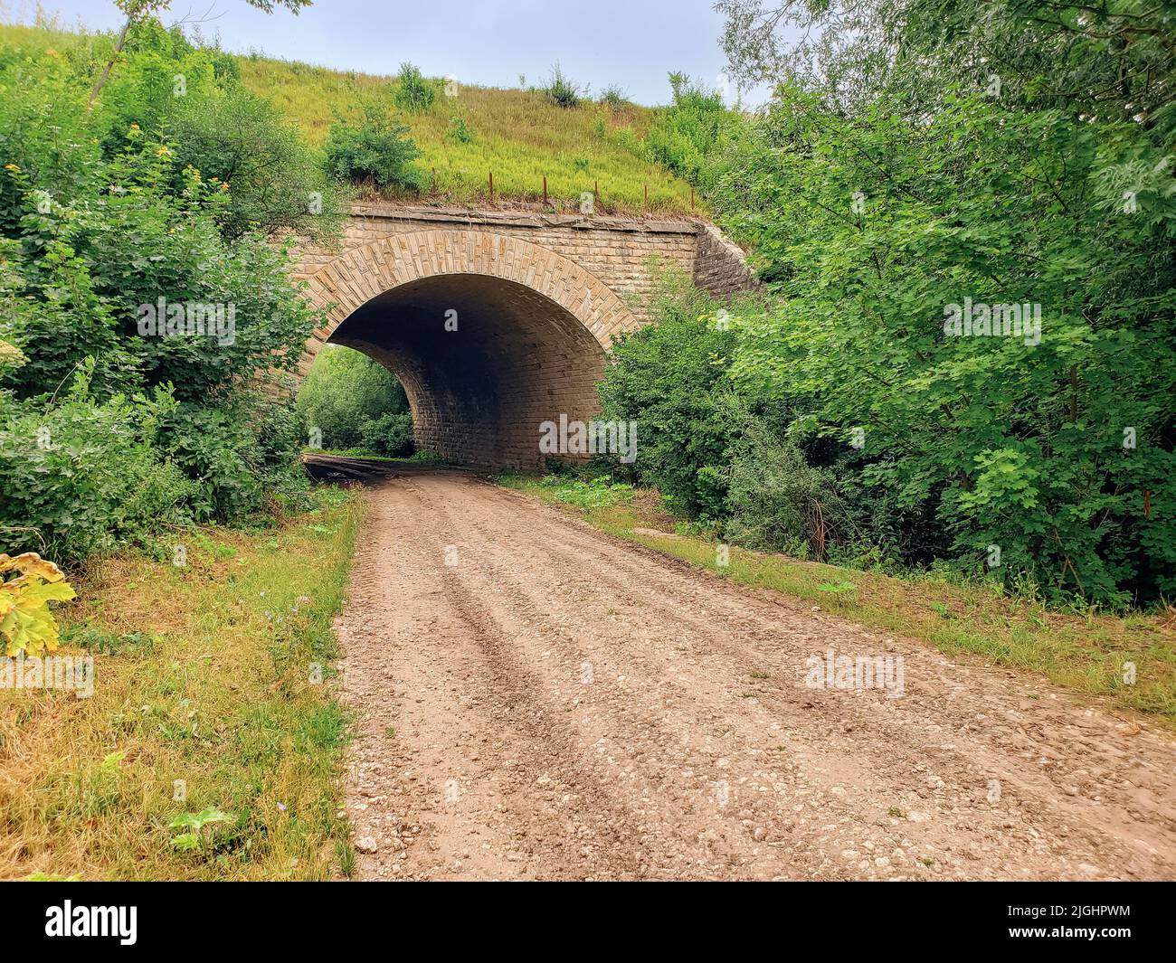 The ancient arched railway viaduct hi-res stock photography and images ...