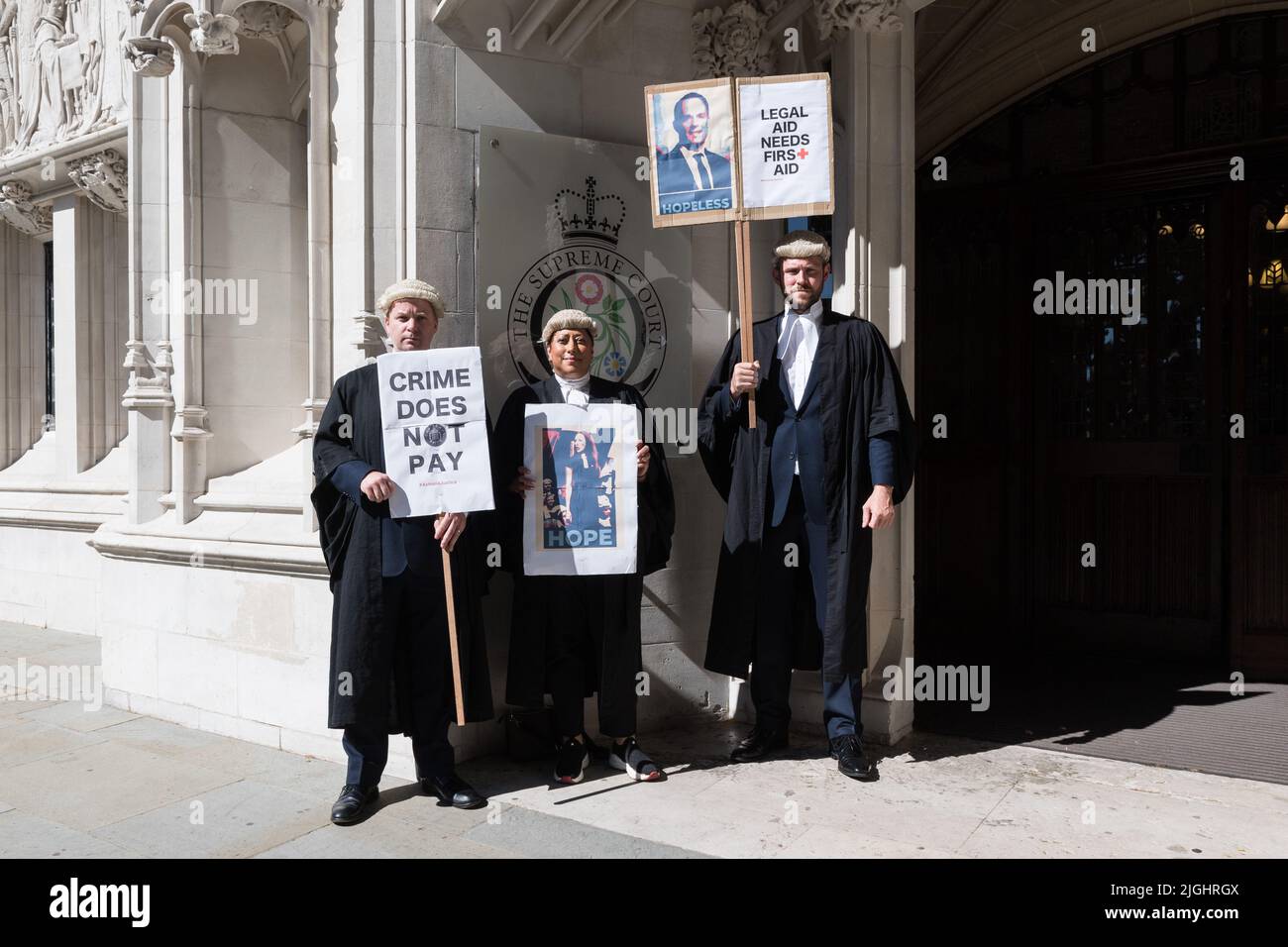 Junior barristers hi-res stock photography and images - Alamy