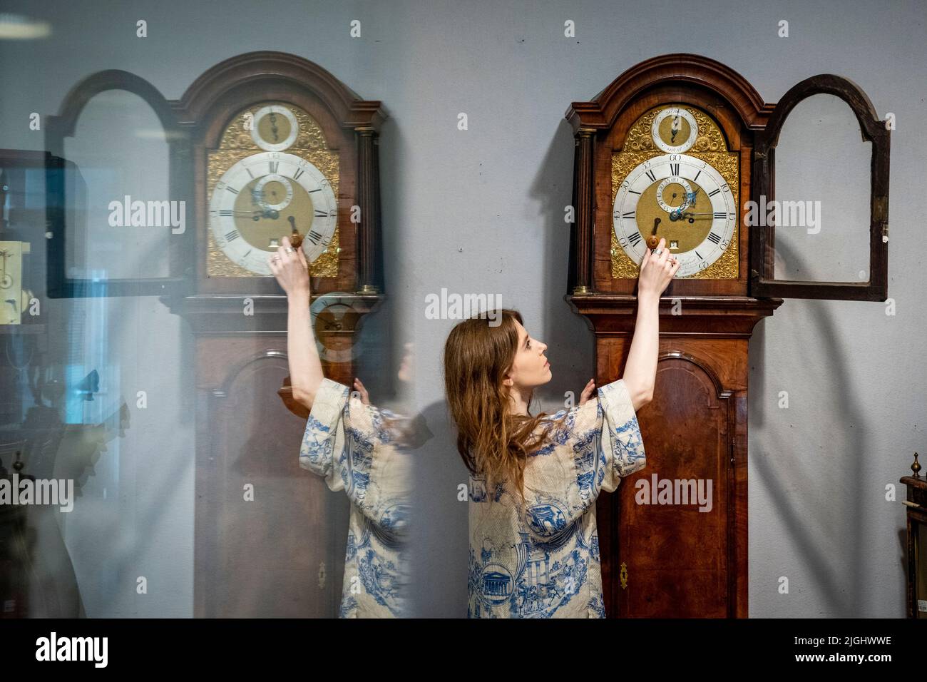 John ellicott clock hi-res stock photography and images - Alamy