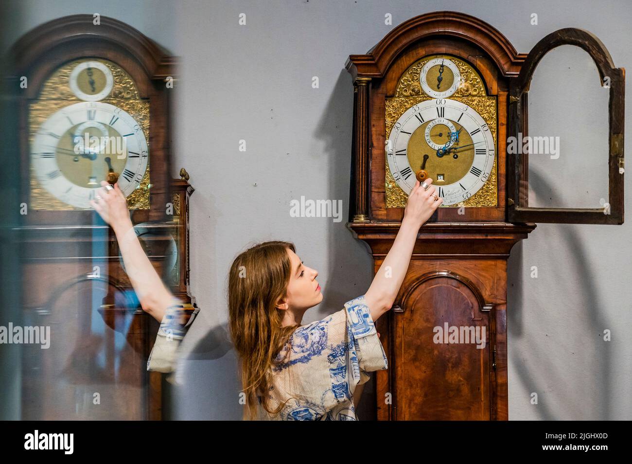John ellicott clock hi-res stock photography and images - Alamy