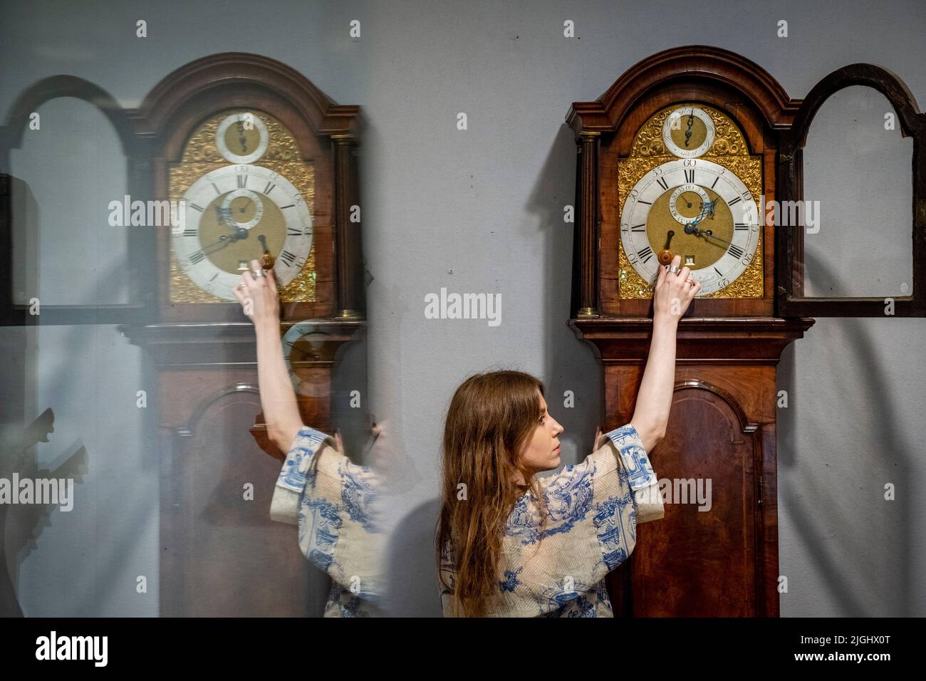 John ellicott clock hi-res stock photography and images - Alamy