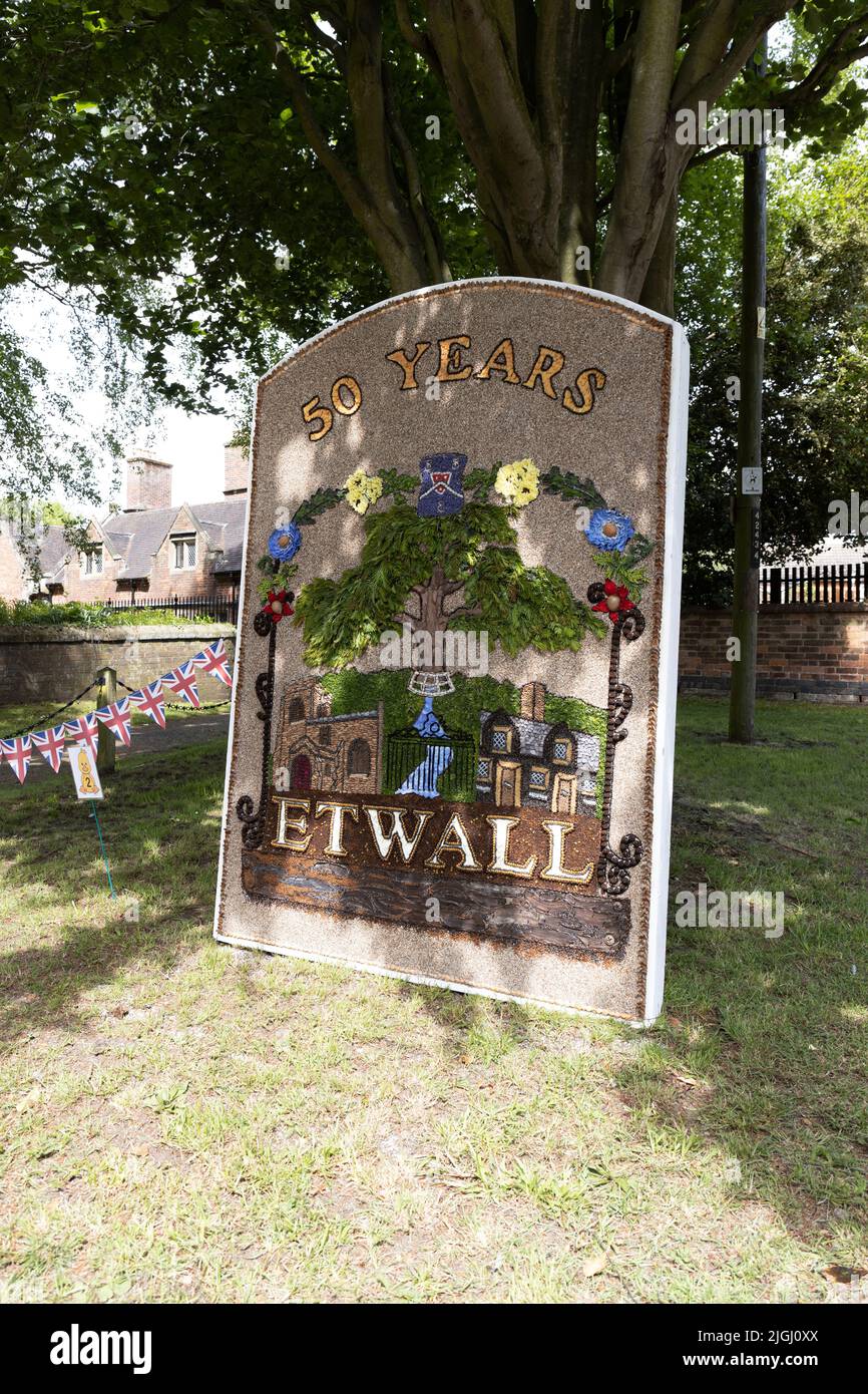 Etwall Well Dressing Festival 2022, Derbyshire, Engalnd Stock Photo - Alamy