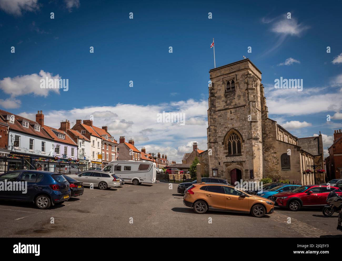 St michaels church malton hi-res stock photography and images - Alamy