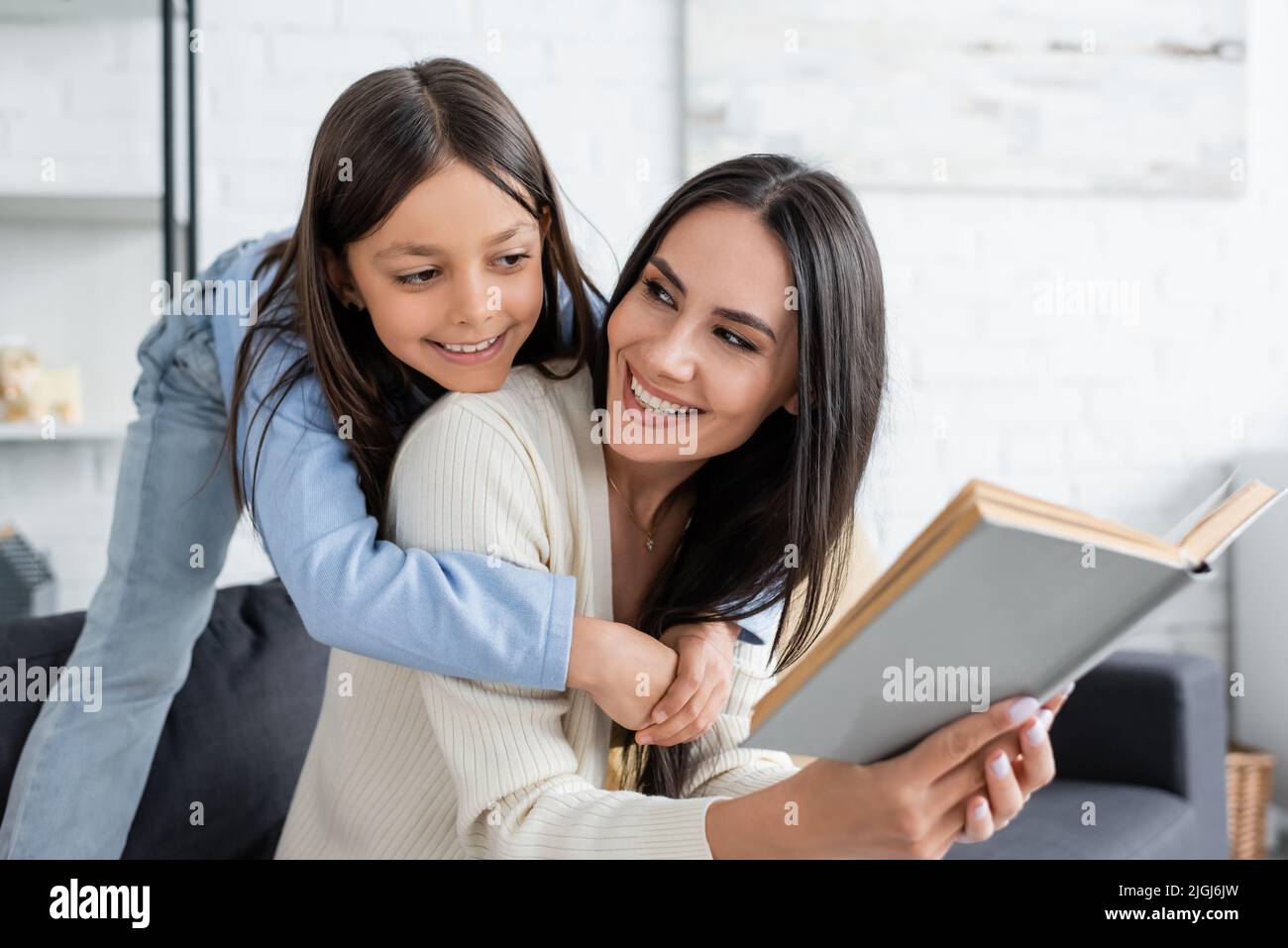 Nanny home hi-res stock photography and images - Alamy