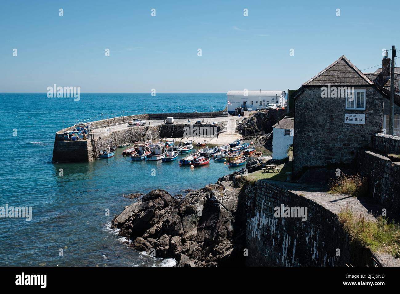Coverack fishermen hi-res stock photography and images - Alamy