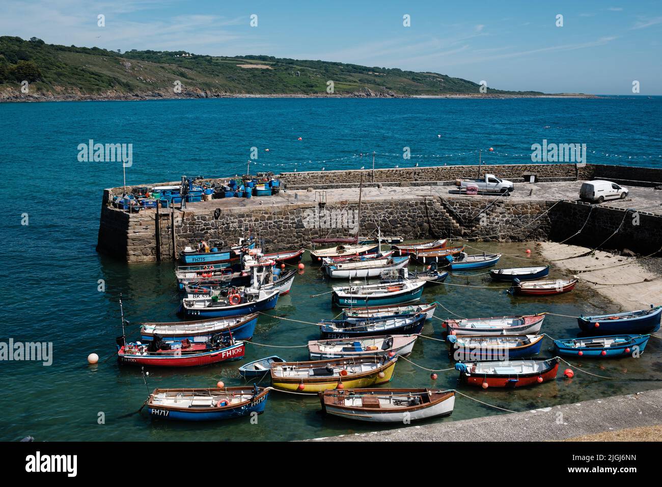 Coverack fishermen hi-res stock photography and images - Alamy