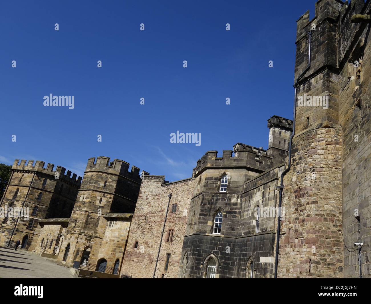 Lancaster castle gate house hi-res stock photography and images - Alamy