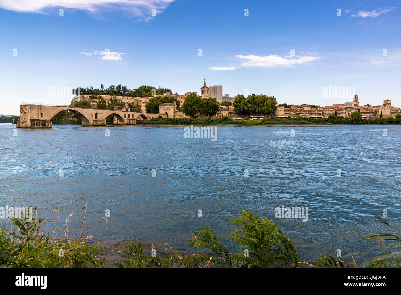 The bridge of Avignon (Le pont d'Avignon), France Stock Photo - Alamy