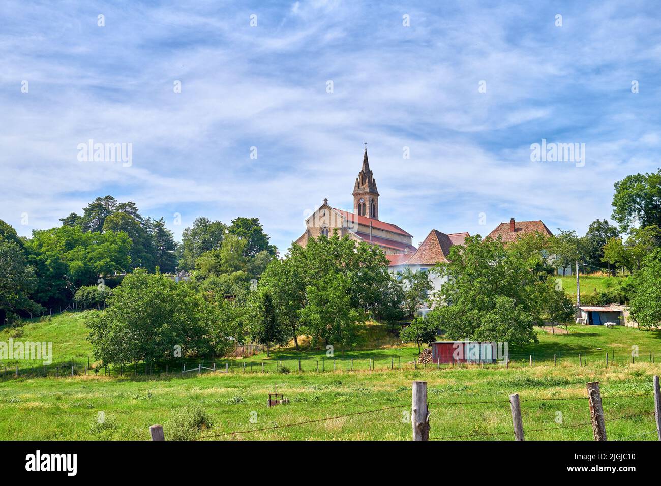 Village outside of lyon france hi-res stock photography and images - Alamy
