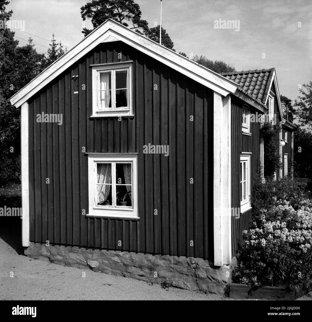 Mrs. Hilda Alfréd's residential building in Tromtösunda 1965 Stock ...