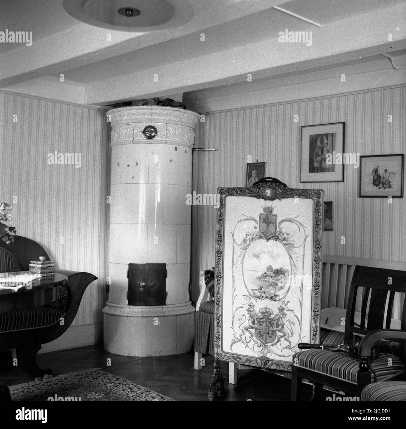 Interior in Mrs. Hilda Alfréd's residential building in Tromtösunda ...
