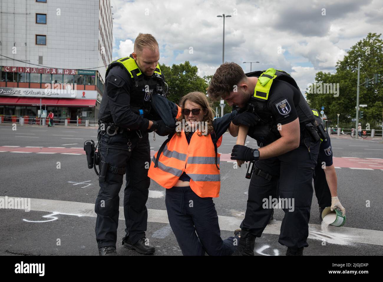 Climate activists from the Letzte Generation, Last Generation, movement ...