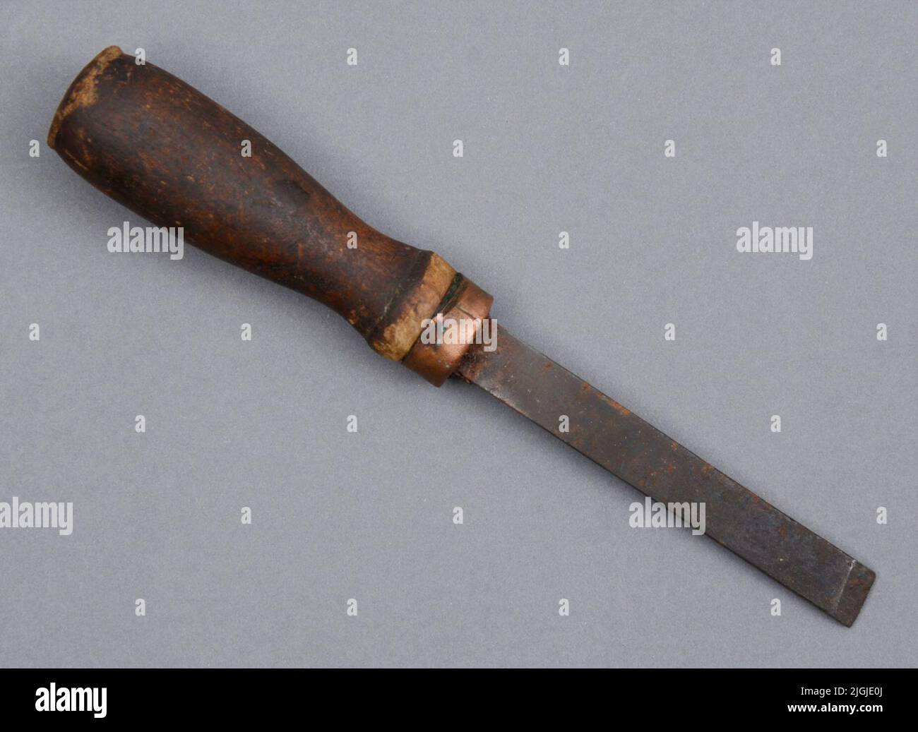 Beveled chisel hi-res stock photography and images - Alamy