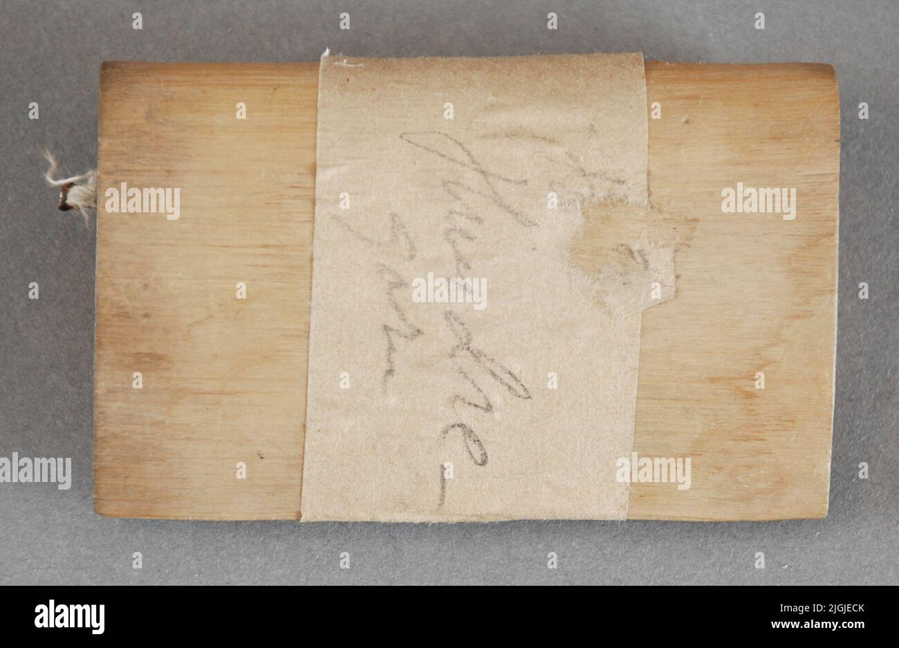 Nätkavel Material. Rectangular, drip -shaped cut piece of wood. Use ...