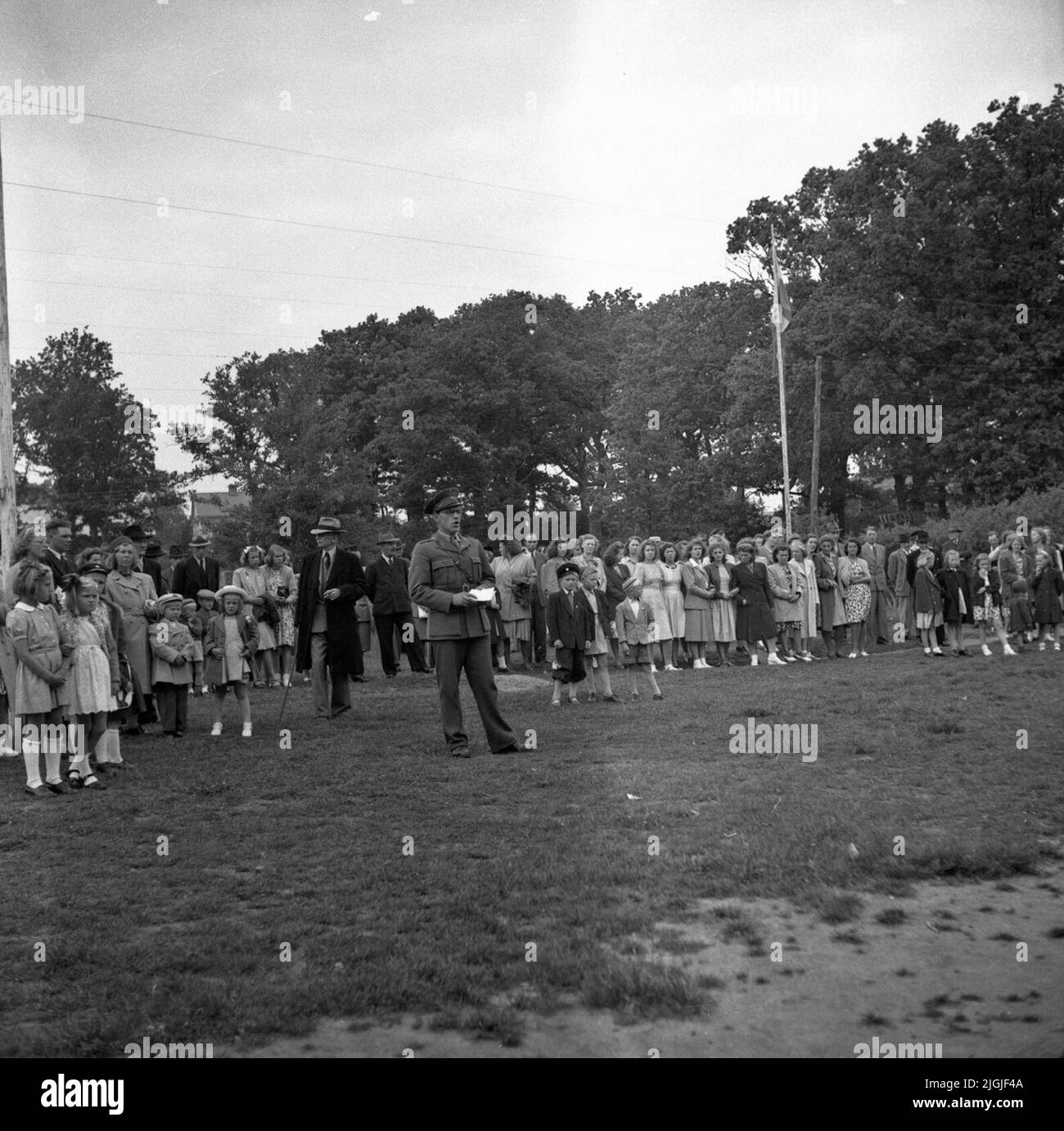 Exercise training Black and White Stock Photos & Images - Alamy