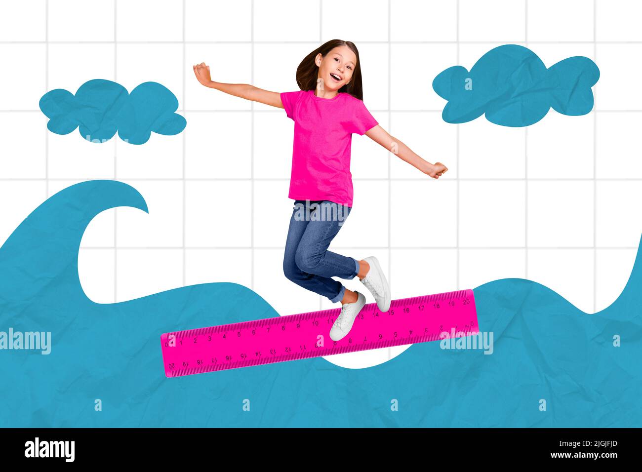 Wave pattern ruler hi-res stock photography and images - Alamy