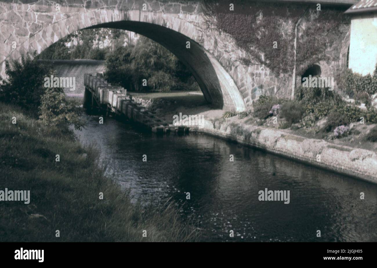 Bro Valvbro over Lyckebyån Stock Photo - Alamy