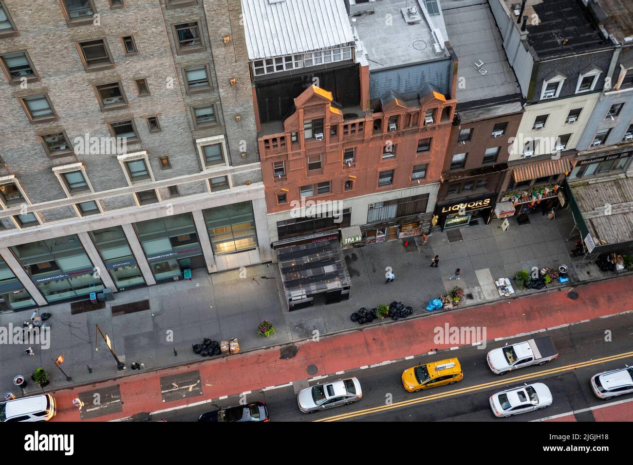 East 34th Street scene from overhead in Murray Hill neighborhood, New ...
