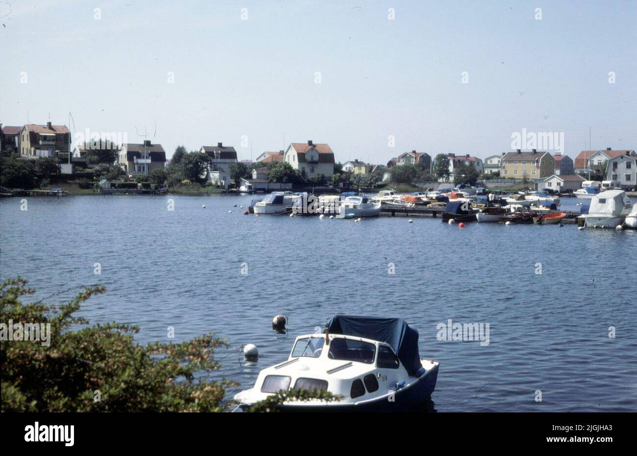 Sund View from Pantarholmskajen towards Lilla Pantarholmen (Södra Långö ...