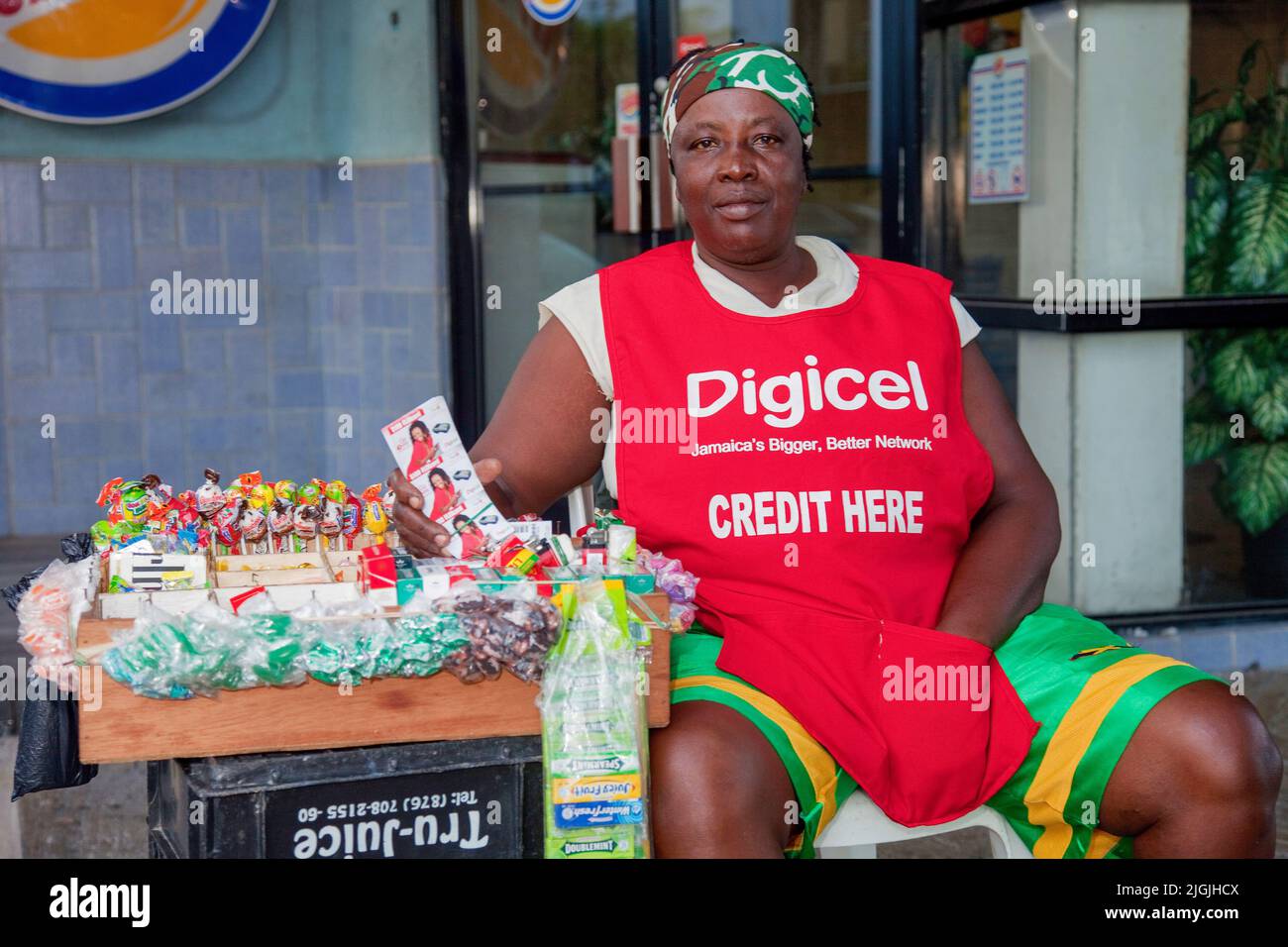 Digicel hi-res stock photography and images - Alamy