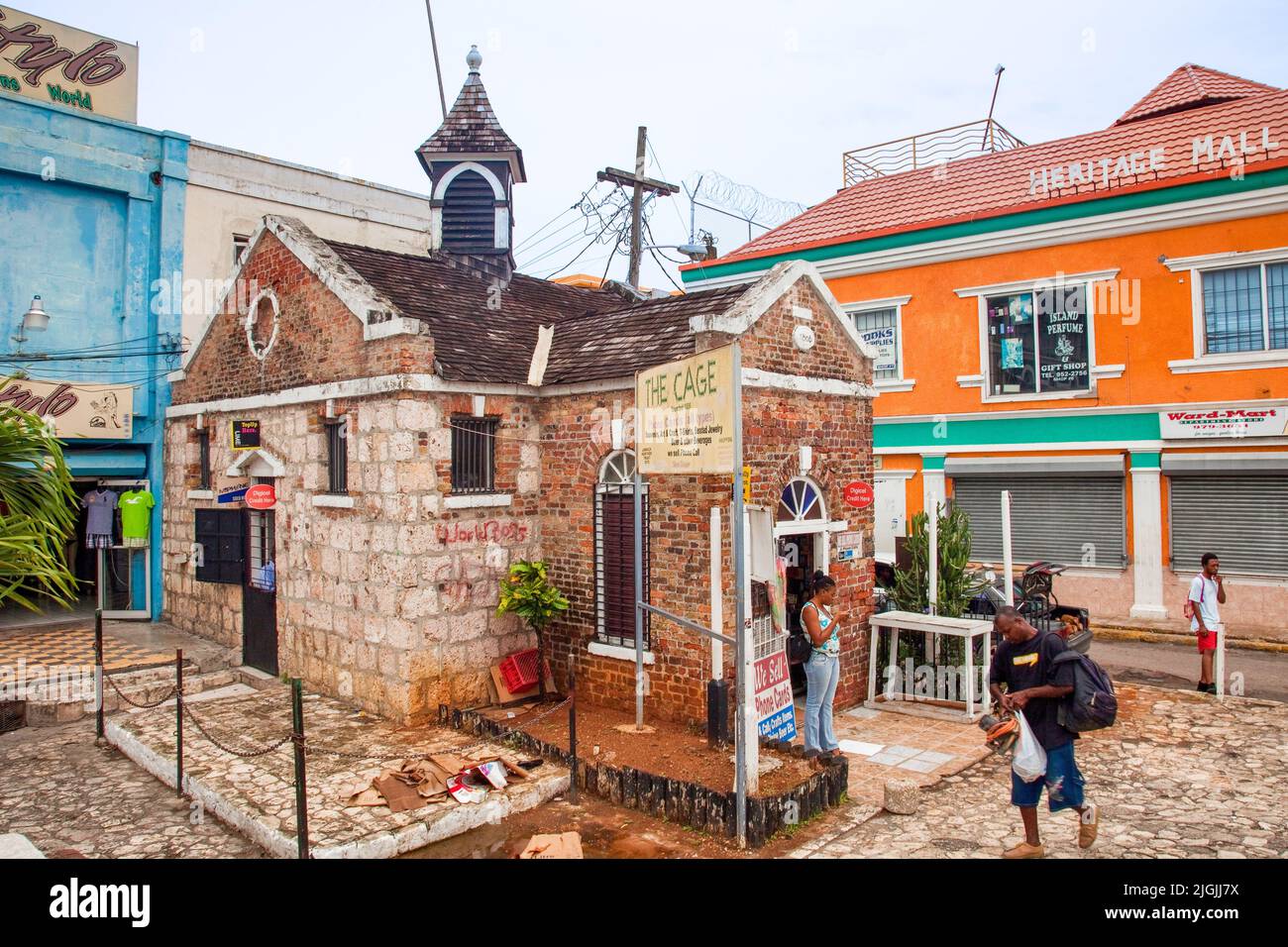 Sam sharpe statue montego bay hi-res stock photography and images - Alamy