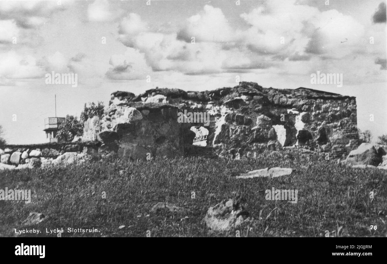 Slott Lucky castle ruin. Lyckby Stock Photo - Alamy