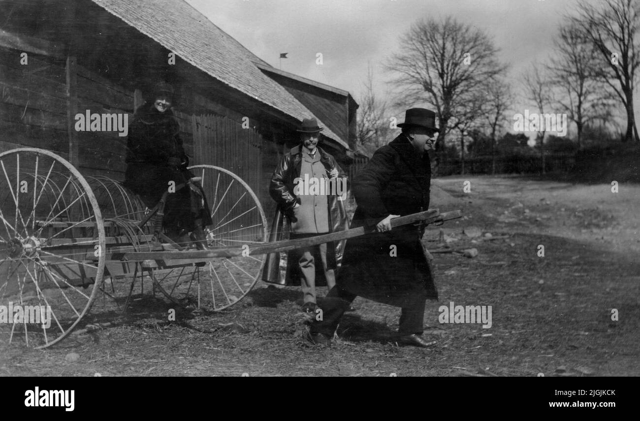 Militär organisation With the landstorms at Johannesberg's farm. At ...