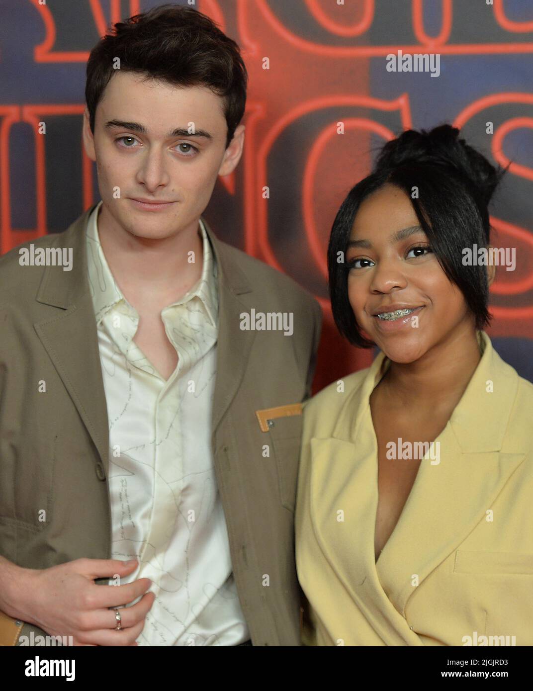 Max mayfield stranger things hi-res stock photography and images - Alamy