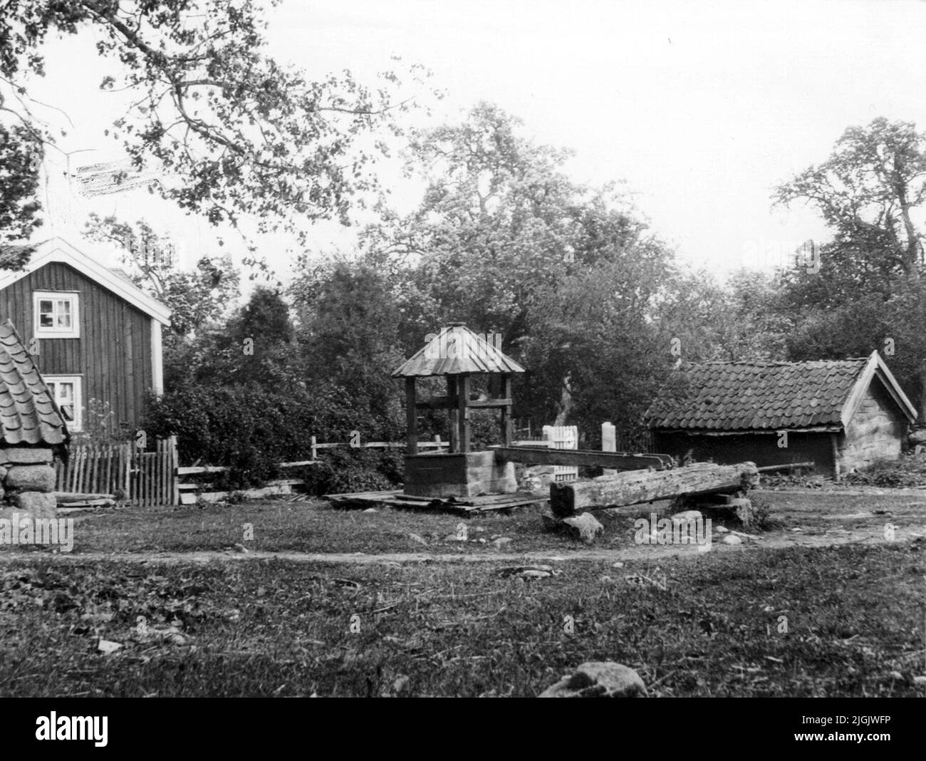 Adjacent house Black and White Stock Photos & Images - Alamy