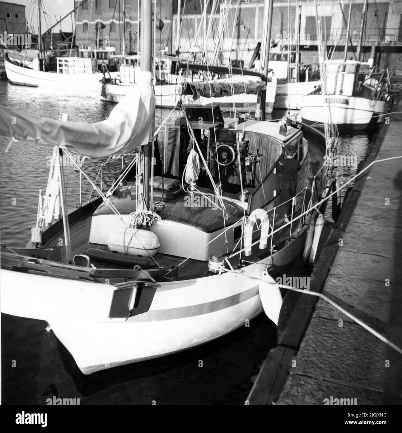 Båtvarv The motor sailor, "Blue Peter", launched in 1964. Owner, Sven ...