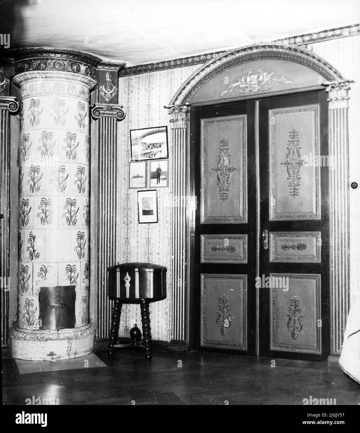 Door for demolition Black and White Stock Photos & Images - Alamy