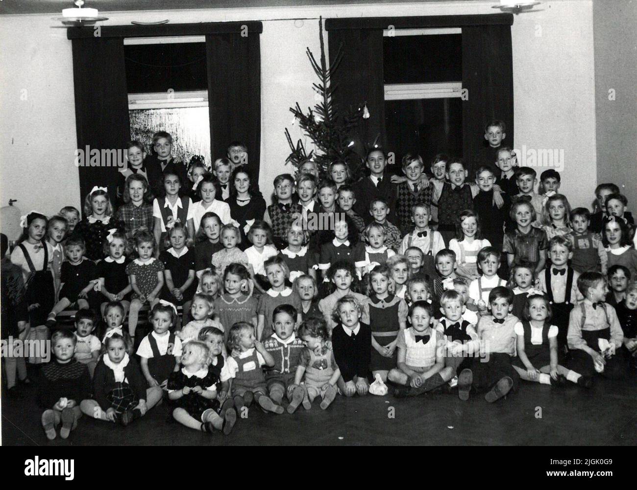 Julfest Christmas party at Hotel Savoy in Karlskrona. "All the children ...