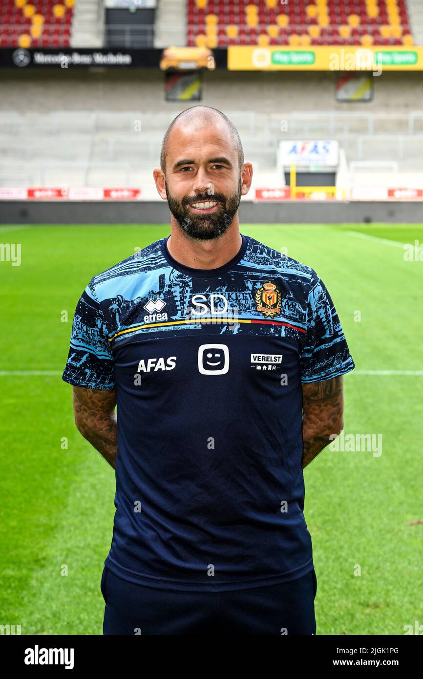 Mechelen's assistant coach Steven Defour poses for the photographer, at ...