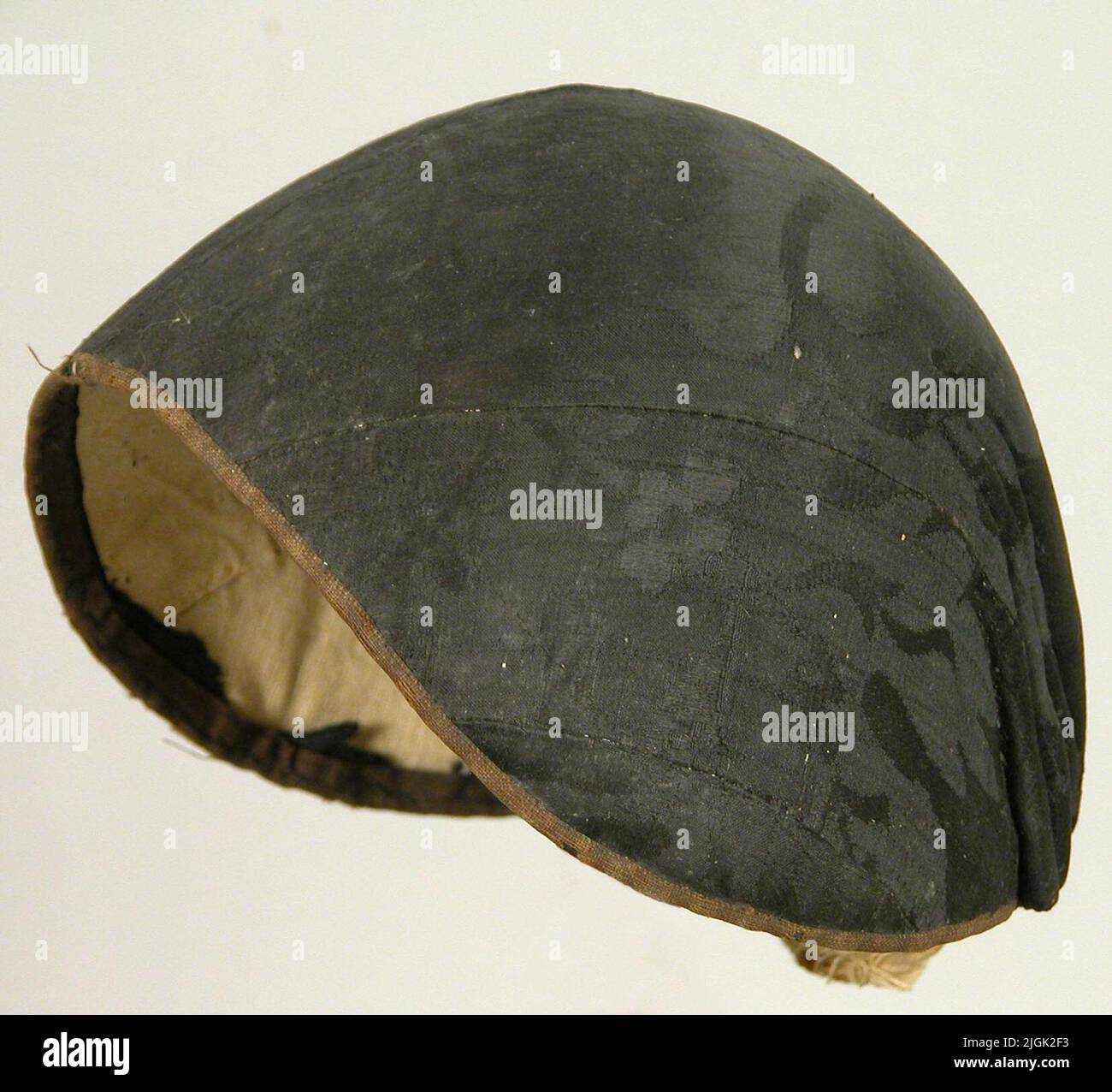 Binding strap hi-res stock photography and images - Alamy