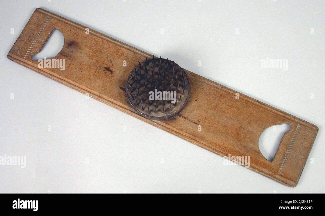 Häckla Flax hedge of hardwood. Rectangular board, profiled edge ...