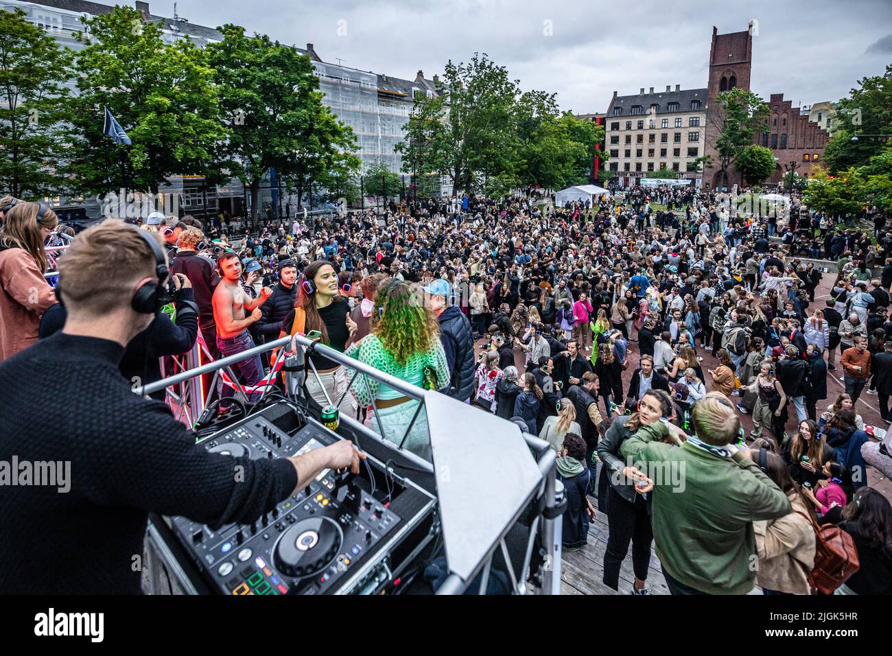 Distortion 2022 hi-res stock photography and images - Alamy