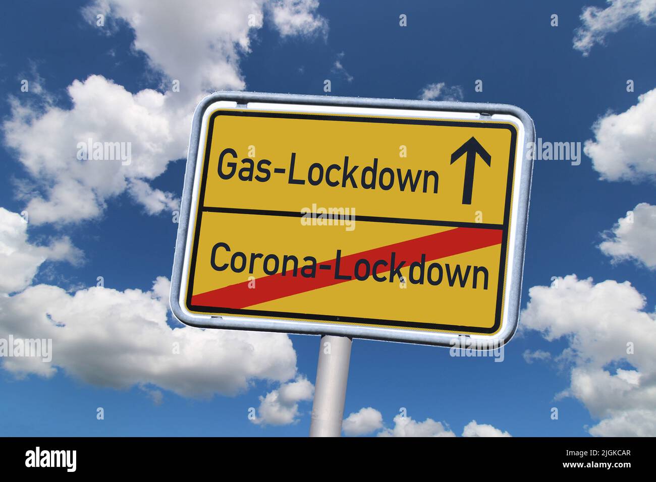 Symbolic image: From Coronalockdown to Gaslockdown in Germany Stock ...