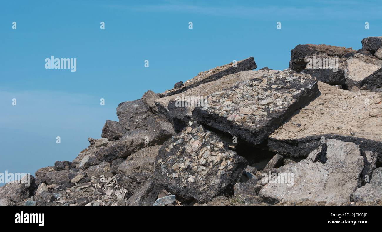 Bitumen layer hi-res stock photography and images - Alamy