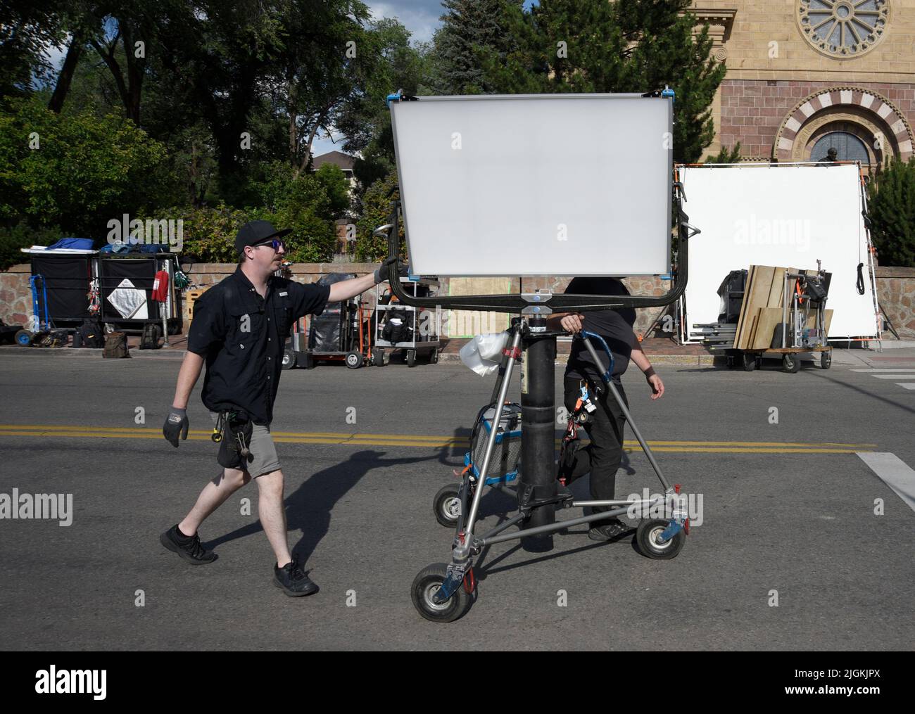 Film location crew hi-res stock photography and images - Alamy