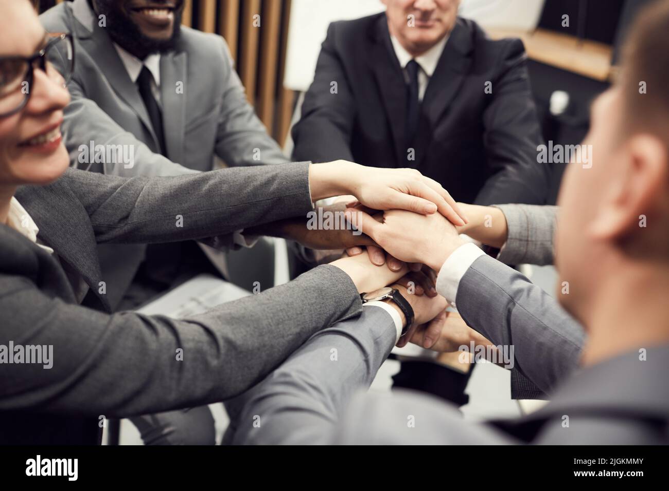 Solid team hi-res stock photography and images - Alamy