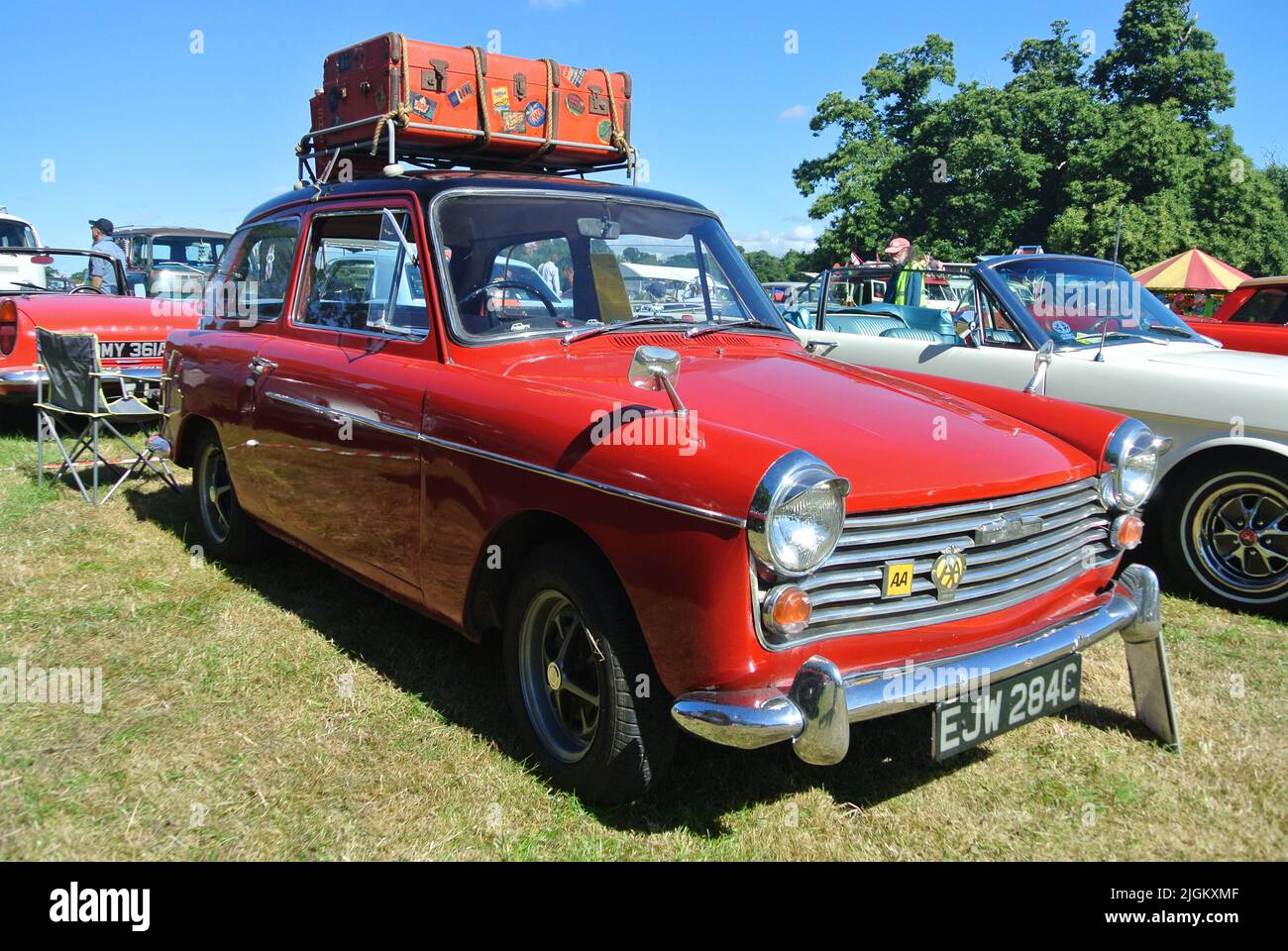 1965 registered austin a40 hi-res stock photography and images - Alamy