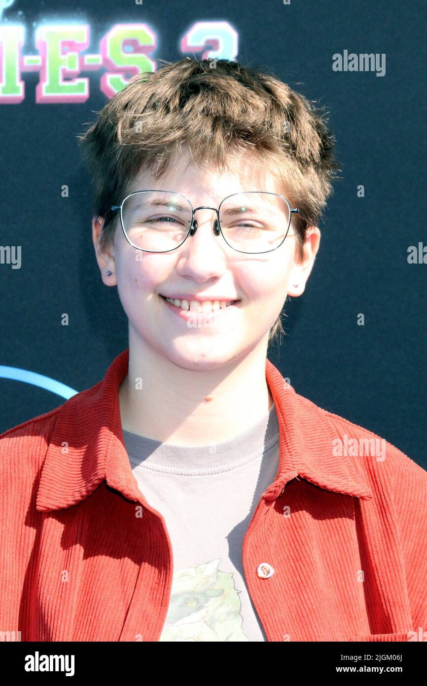 Santa Monica, CA. 9th July, 2022. Emmy DeOliveira at arrivals for ...